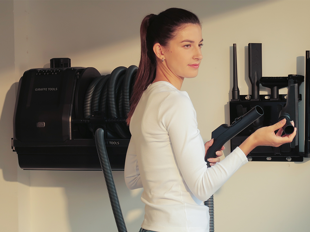 The Best Wall Mounted Car Vacuum Cleaner for Your Garage | Giraffe Tools